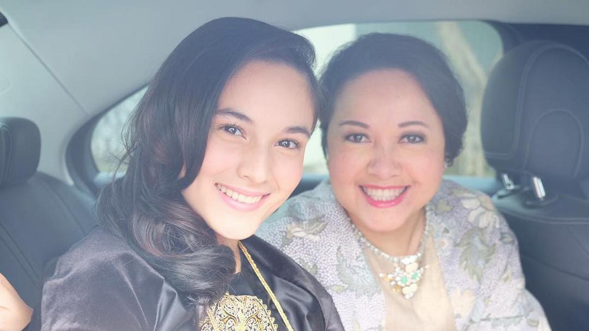 FOTO: Momen Kompak Chelsea Islan Bersama Sang Ibu, Cantiknya Nurun