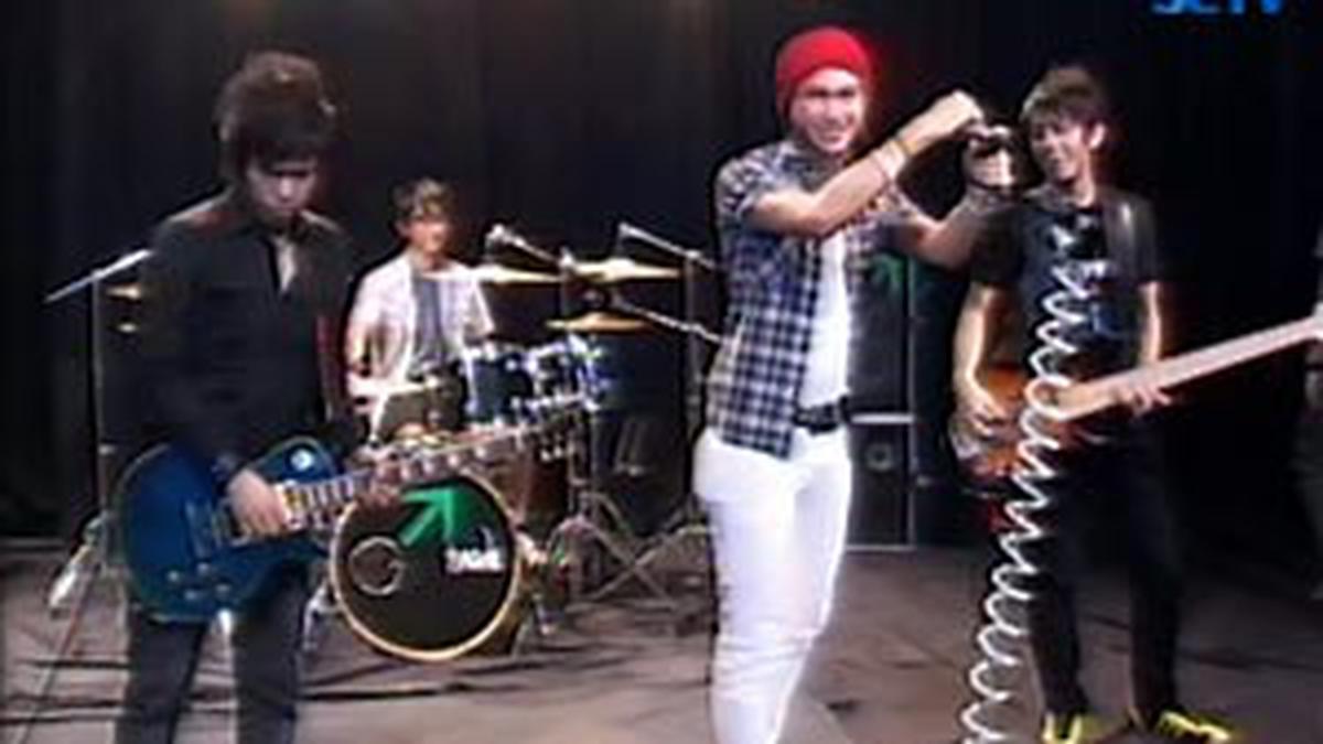 Drive Menggarap Video Klip Baru - ShowBiz Liputan6.com