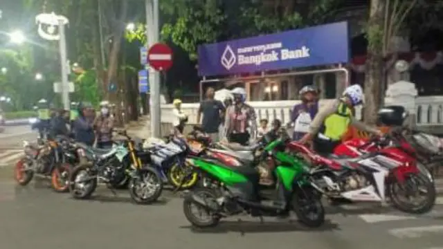 Hanya 1 Jam, Polisi Amankan Puluhan Sepeda Motor dengan Knalpot Brong - Otomotif Liputan6.com