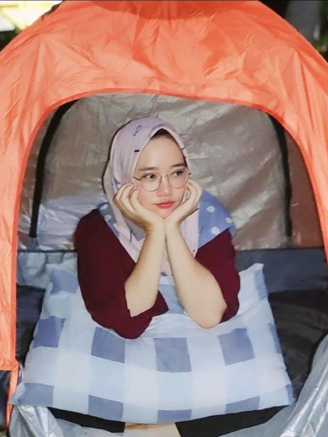 7 Potret Lawas Ayu Kartika Istri Andika Kangen Band, Foto Kuliah Bikin ...