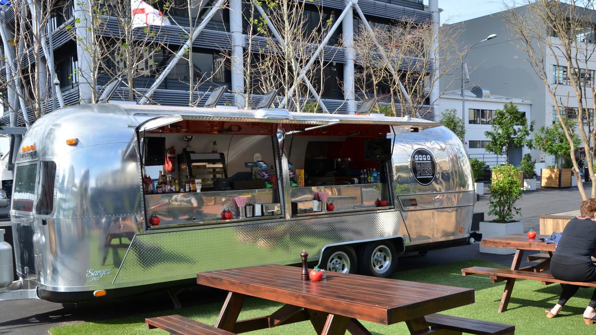 Pop-up Dinning: 7 Food Truck Unik yang Bakal Manjain Lidahmu