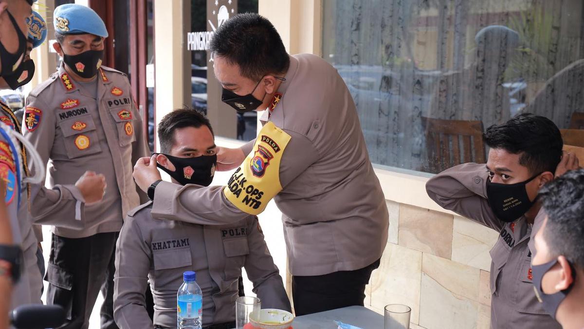 Patroli Provos Polda NTB Sasar Polisi Abai Protokol Kesehatan - Regional Liputan6.com