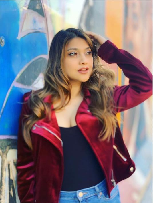 Potret Transformasi Sarah Azhari dari Masa ke Masa, Tetap Cantik dan ...