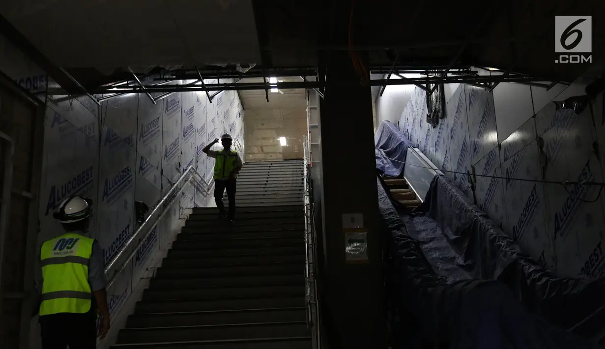 FOTO: Melihat Progres Pembangunan Stasiun MRT Senayan - Foto Liputan6.com