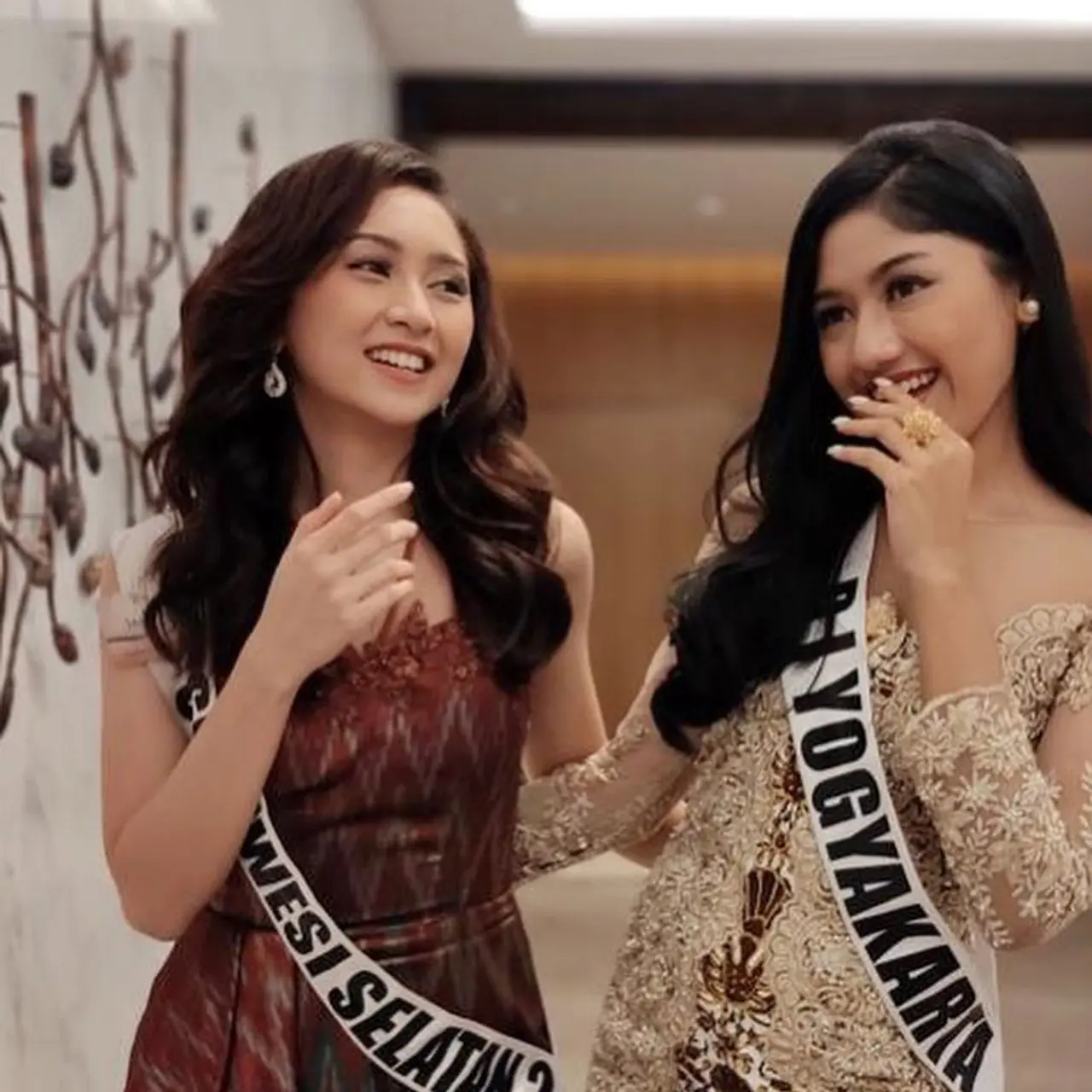 6 Potret Dini Nurfitri Widjaya Finalis Puteri Indonesia 2022, Dipersunting Anak Panglima - Hot ...