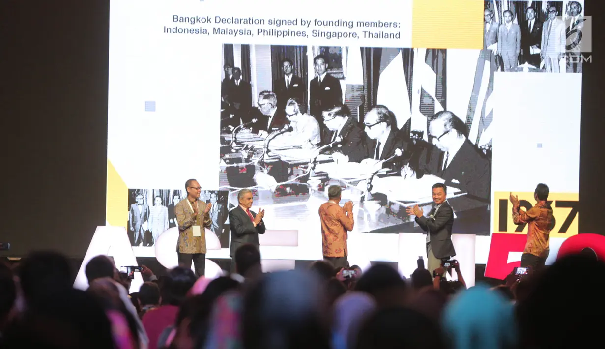 PHOTO: Pembukaan Conference On Indonesia Foreign Policy 2017 - Foto ...