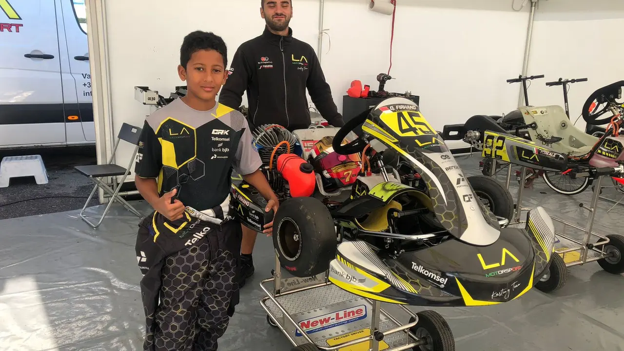 Rebut Runner Up di Kejuaraan Gokart Italia, Qarrar Firhand Ali Torehkan ...