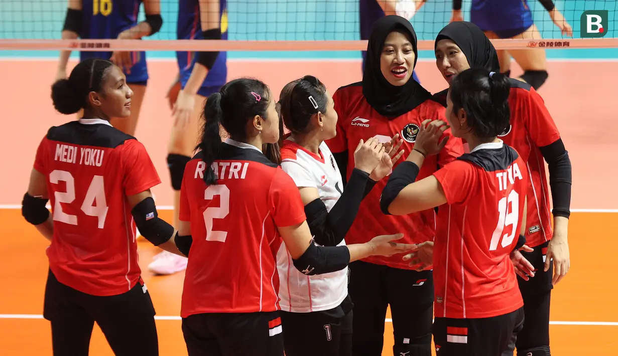 Foto: Langkah Pertama Timnas Bola Voli Putri Indonesia di SEA Games ...