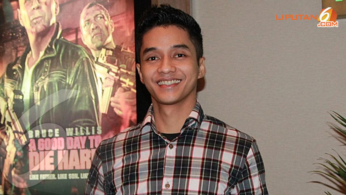 Adly Fairuz Prioritaskan Ini Ketimbang Nikah - ShowBiz Liputan6.com