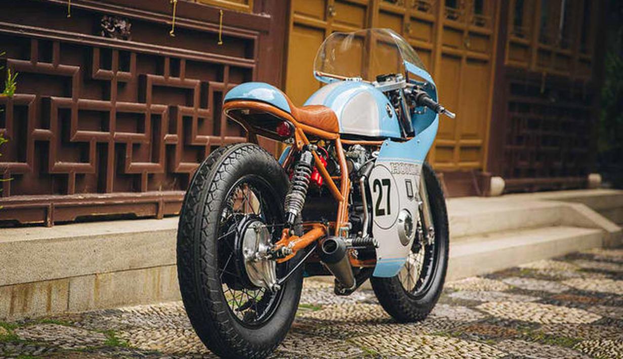 Honda CB550 Cafe Racer Full Fairing - Photo Otosia.com