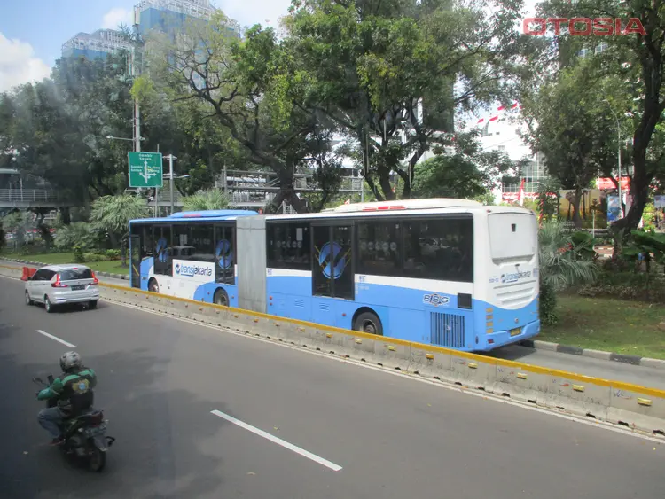 5 Potret Cityline, Bus Kota yang Paling Banyak Berkeliaran di Jakarta ...