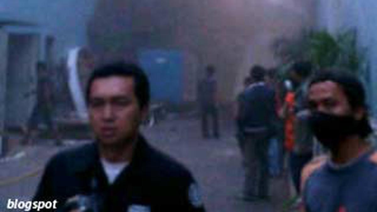 Genset Gedung Trans Corp Terbakar