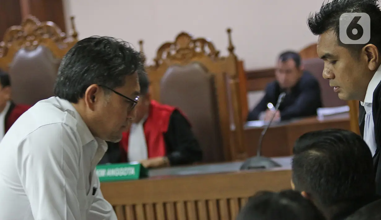 FOTO: Mantan Anggota DPR Sukiman Jalani Sidang Dakwaan - Foto Liputan6.com