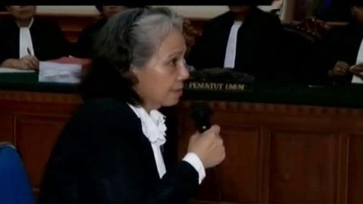 Jaksa Tuntut Seumur Hidup, Margriet dan Ayah Angeline Tak Terima ...