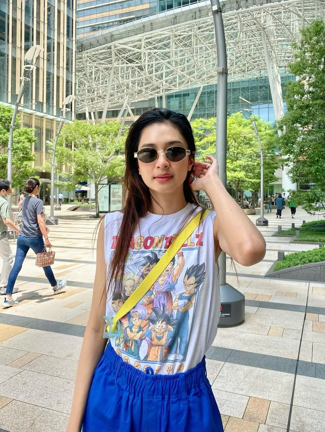 6 OOTD Mikha Tambayong Liburan di Jepang Curi Perhatian, Bergaya Boyish hingga Feminin - Photo ...