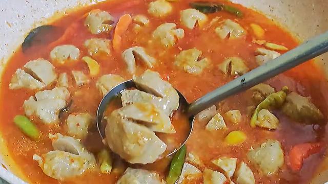 Resep Bakso Kuah Pedas Nikmat, Mudah Dibuat di Rumah