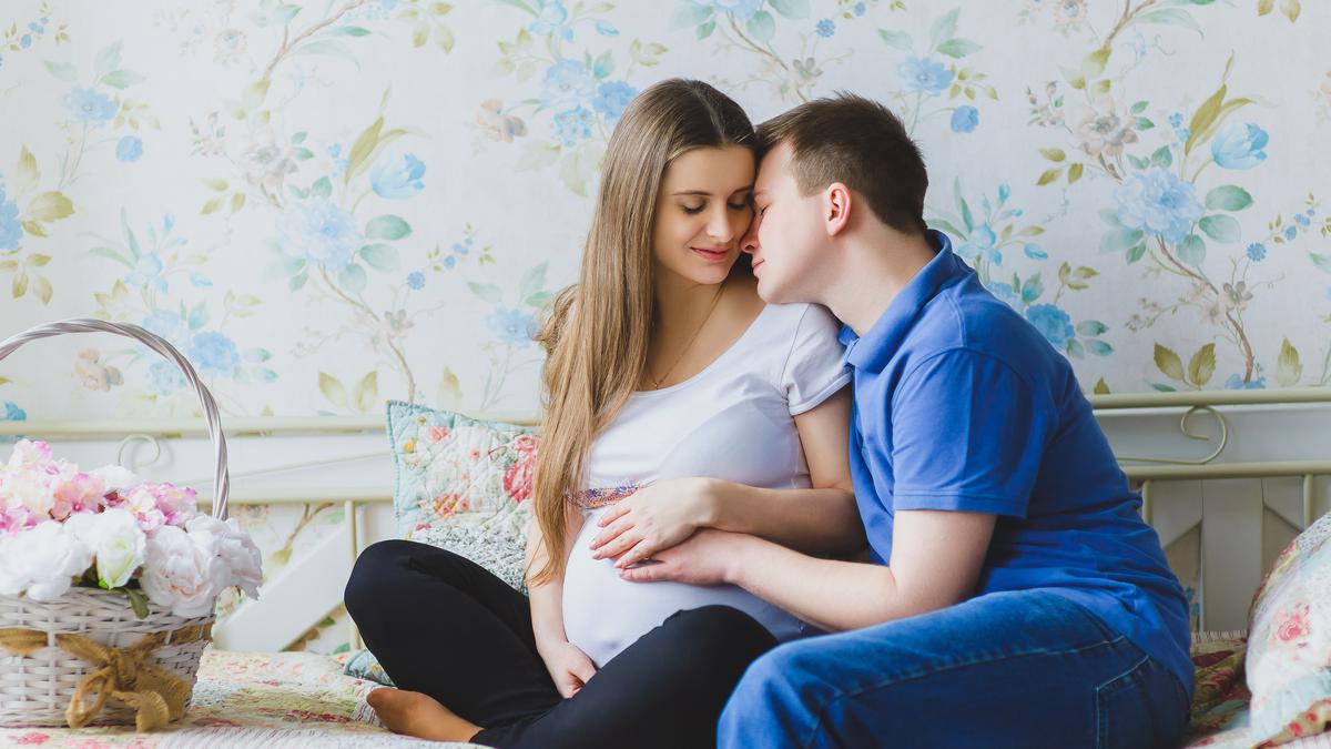 Misionaris, Posisi Hubungan Intim yang Paling Aman untuk Ibu Hamil - Health Fimela.com