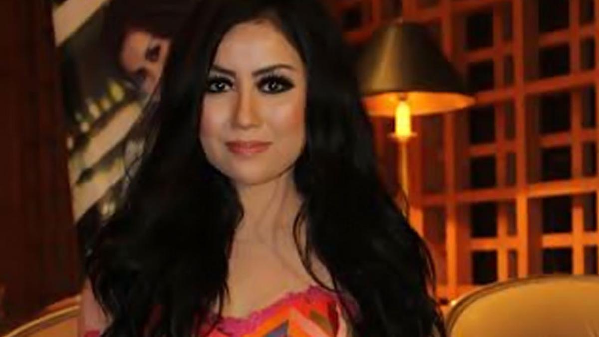 Lepas Dari Rika Calebout, Chika Xydia Bikin `Enak-Enak` - ShowBiz ...