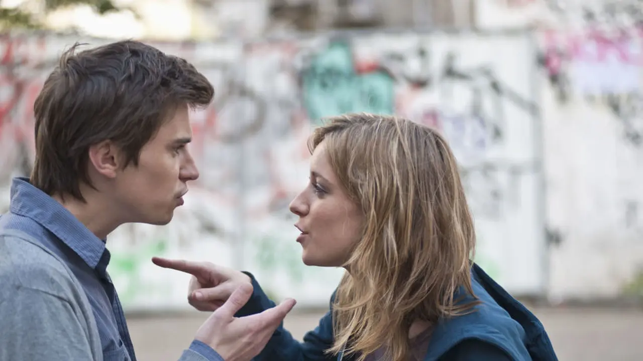 Kenali Sikap yang Membuat Pria Menjauh, Jangan Lakukan Agar Hubungan Tetap Harmonis - Citizen6 ...