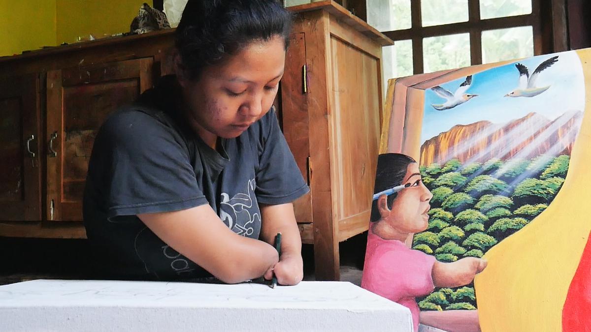 Cerita Inspiratif Puji Lestari, Tetap Semangat Melukis Meski Tak Punya ...