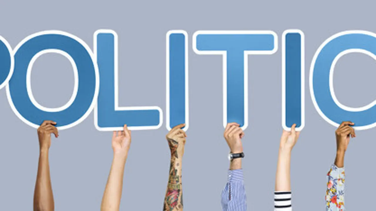 Apa itu Politik? Asal Usul. Pengertian, Pendapat Ahli, dan Sistemnya ...