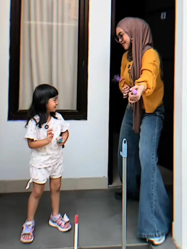 Moana Anak Ria Ricis Umur 3 Tahun Jadi Ibu Kos, Ini Potret Bangunannya