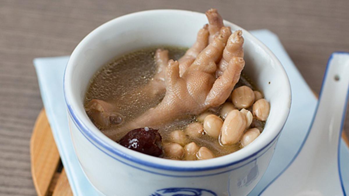 Resep Sup Ceker Ayam Bikin Awet Muda