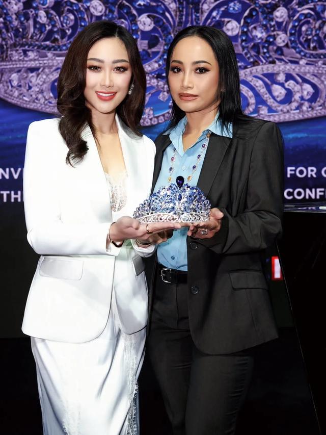 Poppy Capella Jadi Orang Indonesia Pertama Yang Pegang Mahkota Miss ...