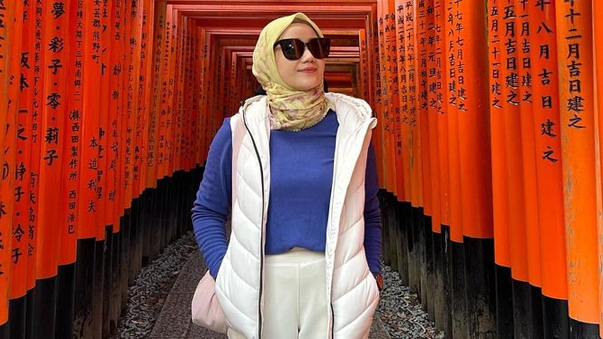 7 Potret Terbaru Jessica Anastasya 'Si Eneng' yang Mantap Berhijab ...