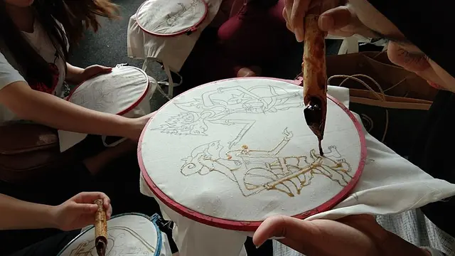 Mengenal Macam Ragam Hias Nusantara, Pengertian, dan Contohnya dalam ...