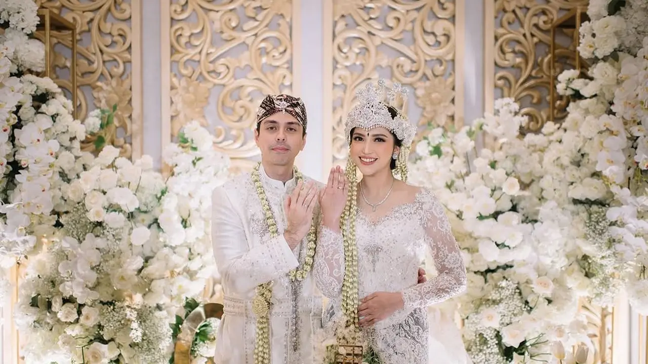 6 Potret Bahagia Pernikahan Dewi Paramita Mantan Ibrahim Risyad, Bikin ...