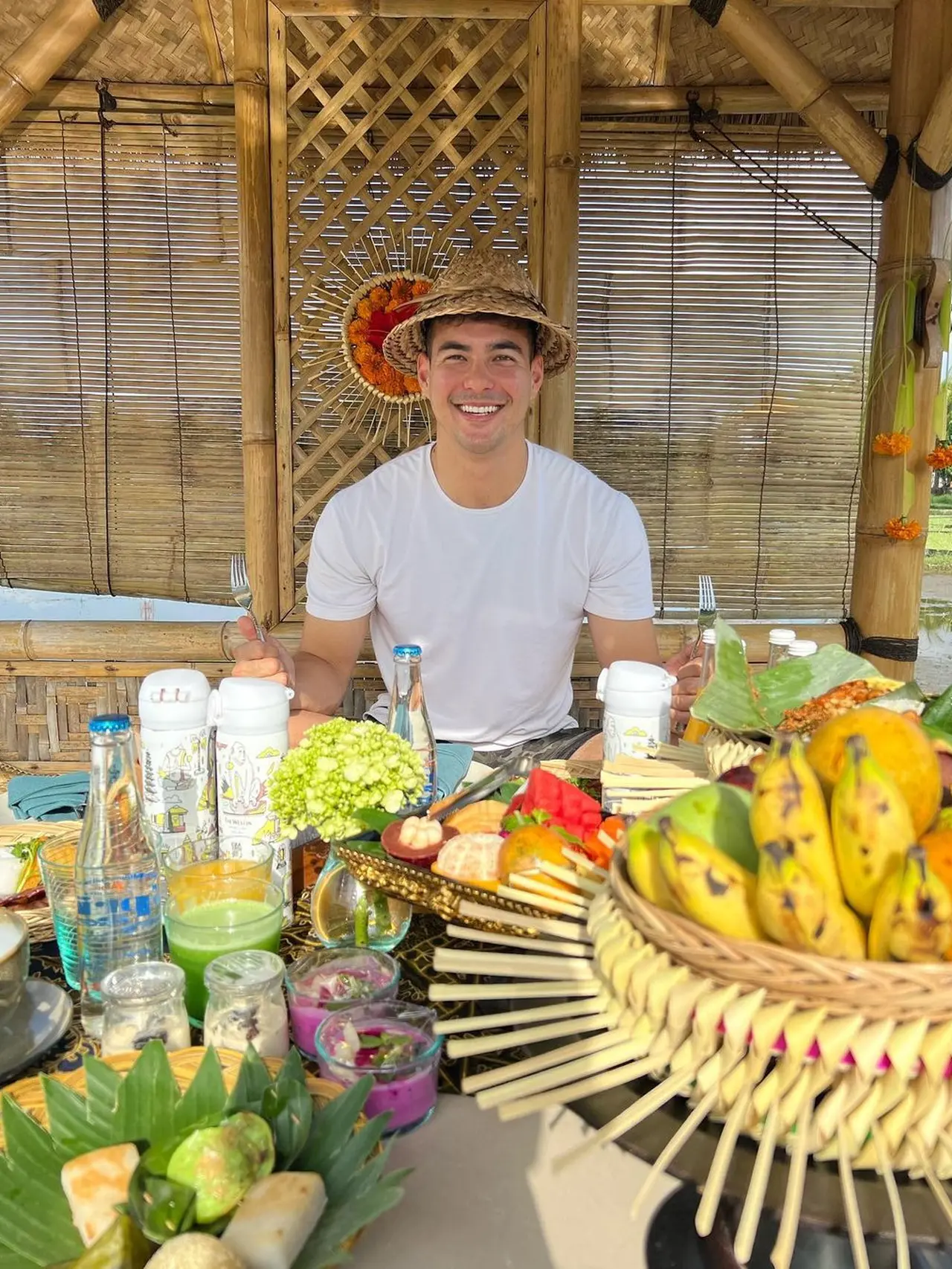 Mengenal Tyler Bigenho, Chiropractic Ganteng Keturunan Indonesia yang ...
