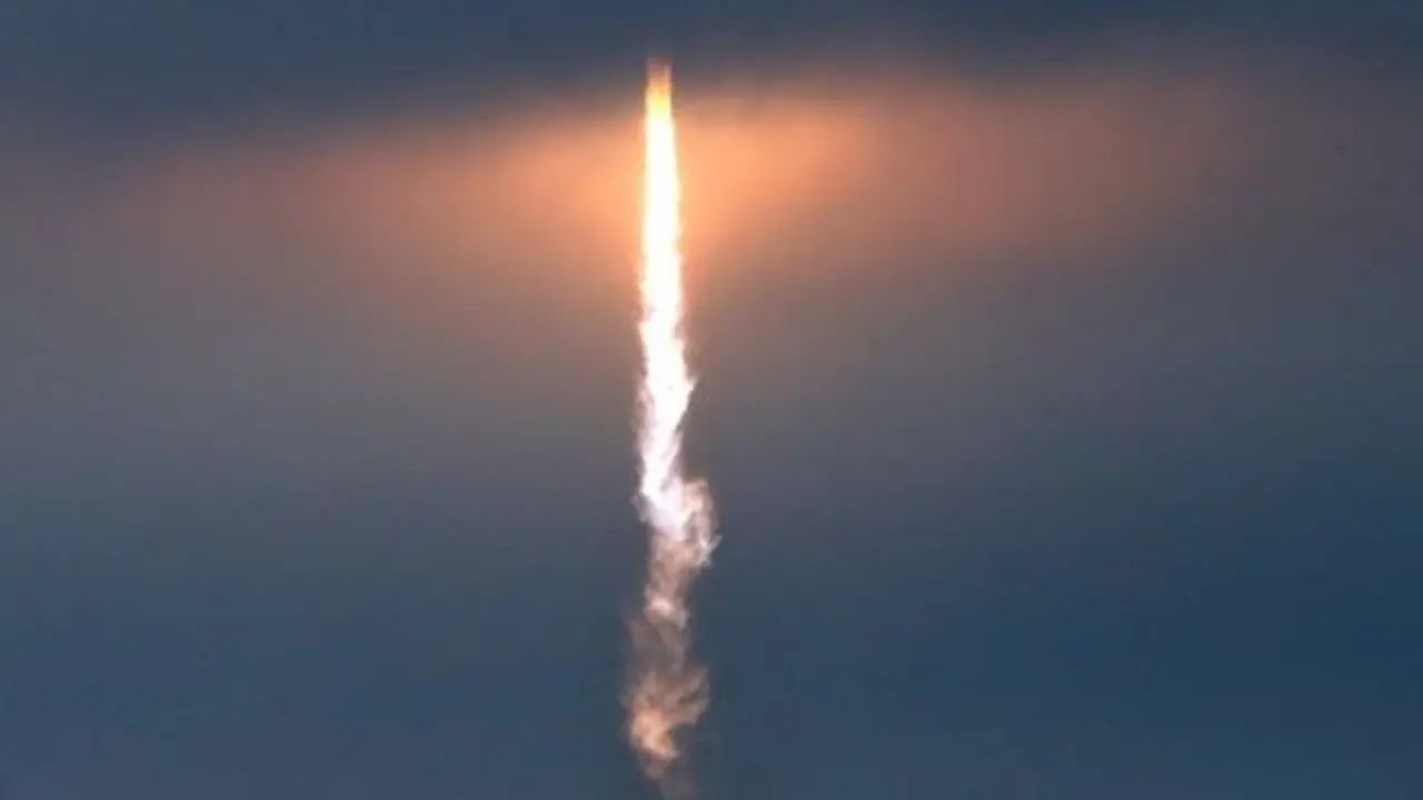 SpaceX Sukses Luncurkan Roket ke ISS - Global Liputan6.com