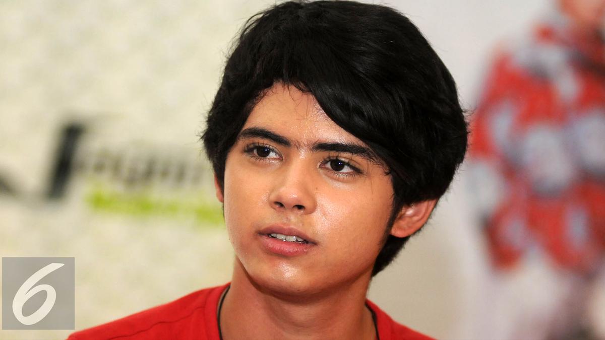 Usai Tampil di Inbox, Aliando Bikin Vlog Perdana - ShowBiz Liputan6.com