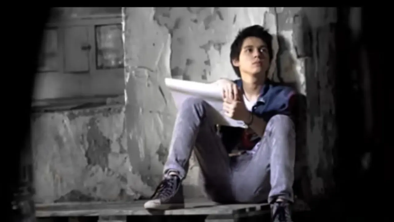 Potret Maxime Bouttier Muda Jadi Model Video Klip Ariel Noah Berjudul ...