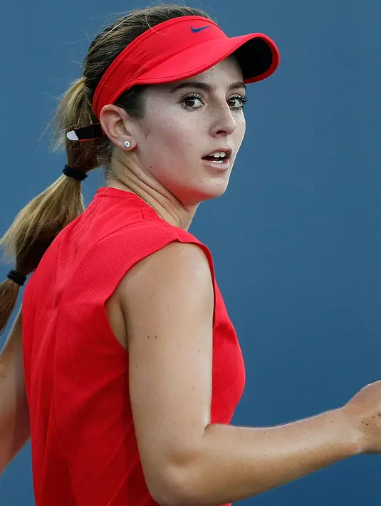 PHOTO: Catherine Bellis, Petenis Cantik Berusia 18 Tahun Asal AS - Foto ...