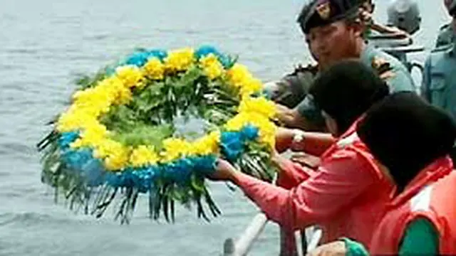 Pencarian Korban Kapal Teratai Dihentikan - News Liputan6.com