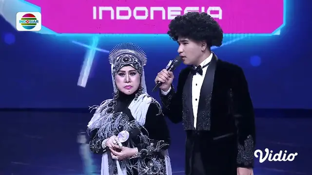 Dangdut Academy Asia 6 Top 9: Ratu Dangdut Dunia Elvy Sukaesih Jadi Pasangan Duet Academia Group ...