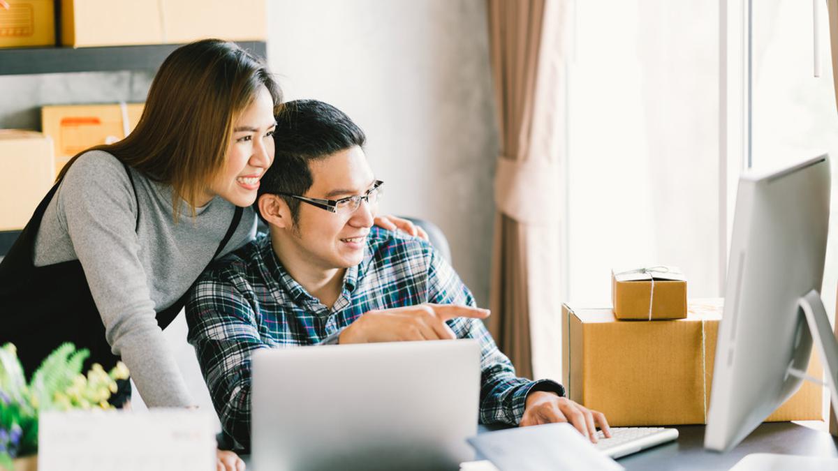 Cewek Harus Tahu! Ini 6 Cara Produktif Bersama Pasangan - Lifestyle ...