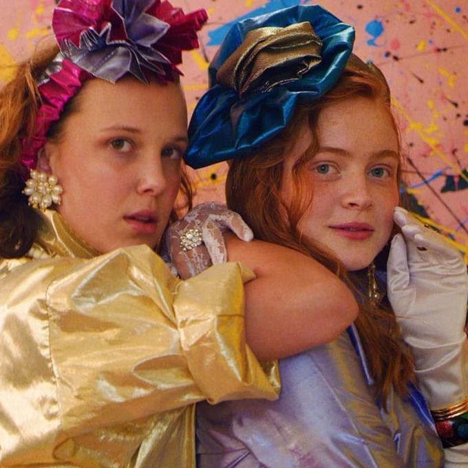 Gaya Rambut 80-an ala Pemain Stranger Things yang Kece - Fashion Fimela.com