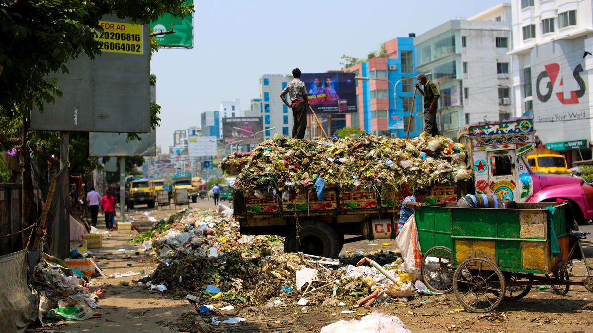 DLHK Kota Depok Hentikan Sementara Pengangkutan Sampah, Warga Khawatir ...