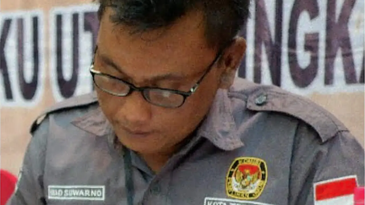 Menelisik Muasal Data KTP yang Nyasar ke Kandidat Independen di Ternate ...