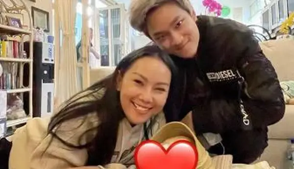 Karier Hancur, Penyanyi Dyna Fransisca Lakukan Operasi Plastik ...