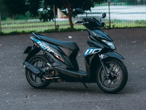 Beat Modifikasi Hitam