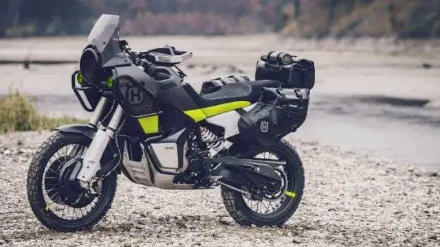 Motor Adventure Terbaru Husqvarna Mulai Diproduksi - Otomotif Liputan6.com