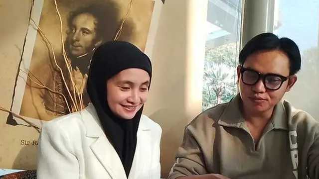 6 Potret Dodhy Kangen Band dan Istri Rujuk, Ingat Modal Nikah Rp 500 ...