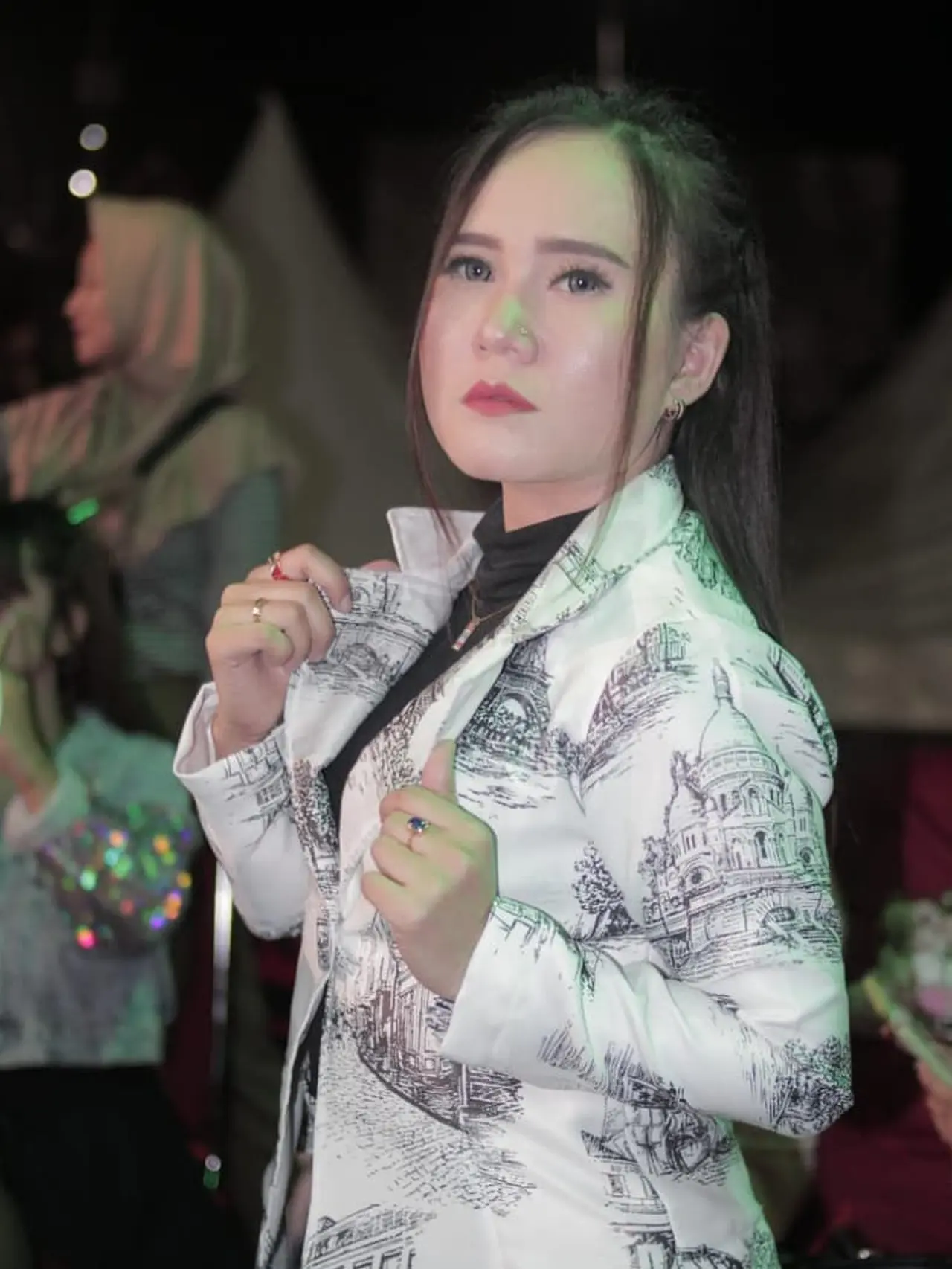 Lagu Jangan Pegang Viral, Ratu Jandhut Eny Sagita Mendaur Ulang versi ...