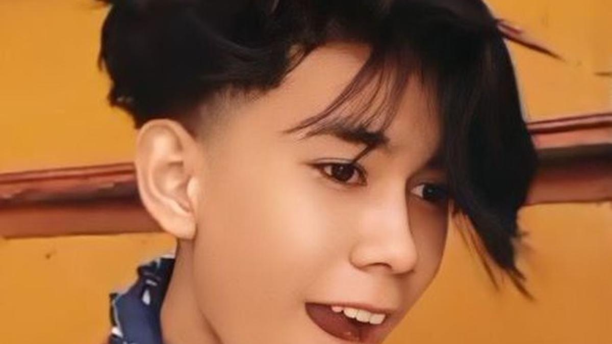 Alif Cepmek Rilis Lagu, Si Dilan KW yang Makin Mirip Iqbaal Ramadhan ...