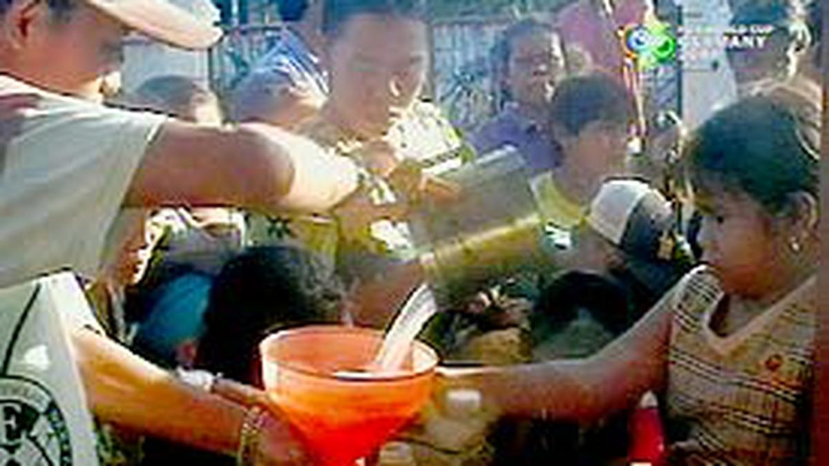 Warga Merauke Kesulitan Membeli Minyak Tanah - News Liputan6.com