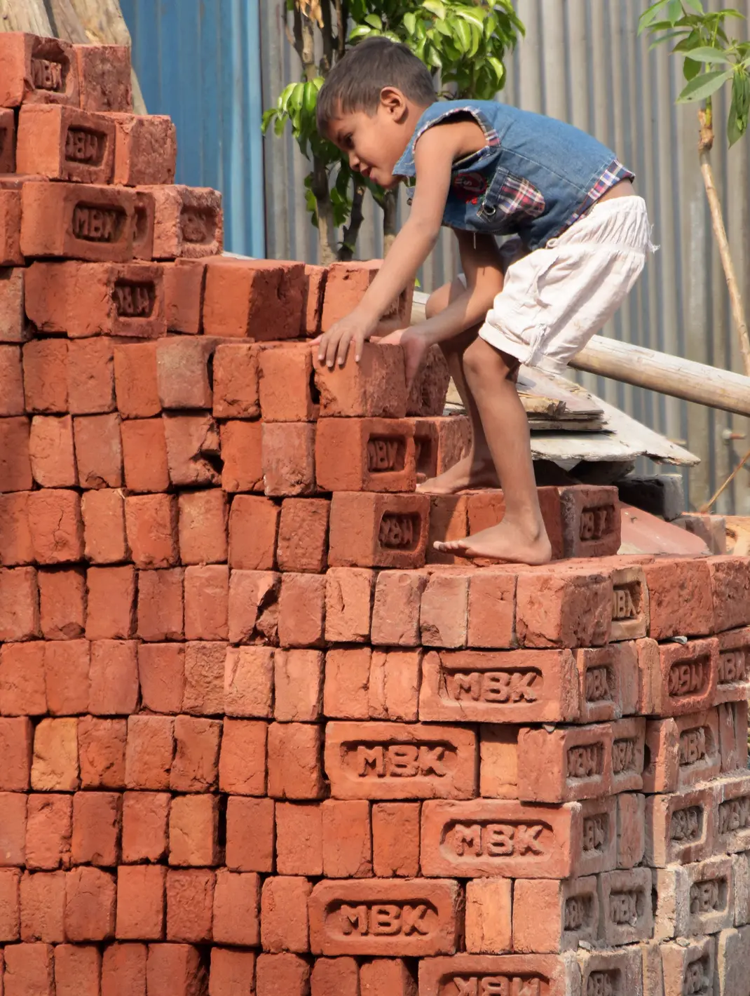 PHOTO: Potret Keprihatinan Pekerja Anak di India - Foto Liputan6.com